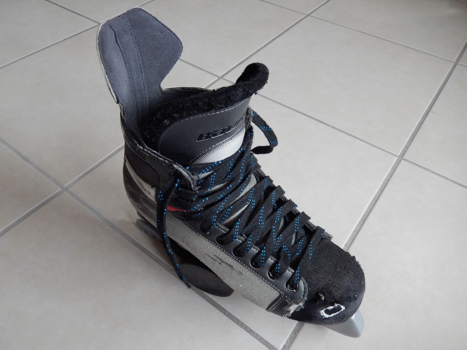 🏒 Comment lacer efficacement ses patins de hockey